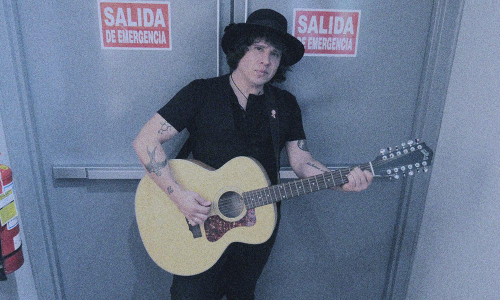 Wayo celebra 20 años "A Pulso" con disco doble, libro interactivo y ...