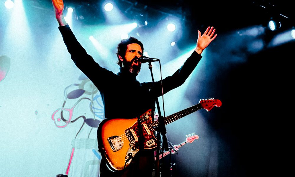 5 canciones de Devendra Banhart que te prepararán para su concierto en ...